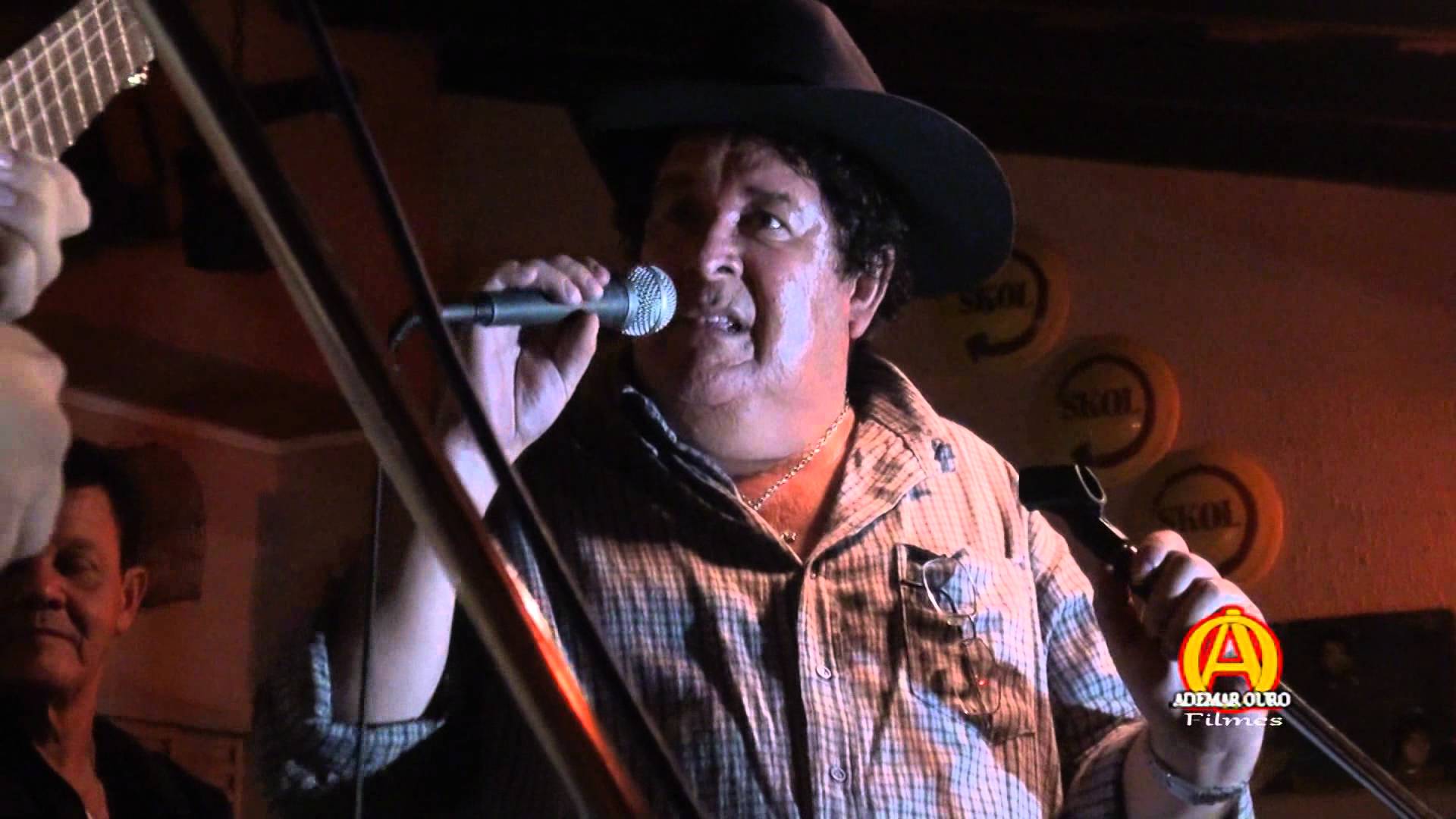 Morre o cantor sertanejo Amaraí, autor e intérprete da música Saudade ... Morre o cantor sertanejo Amaraí, autor e intérprete da música Saudade ...