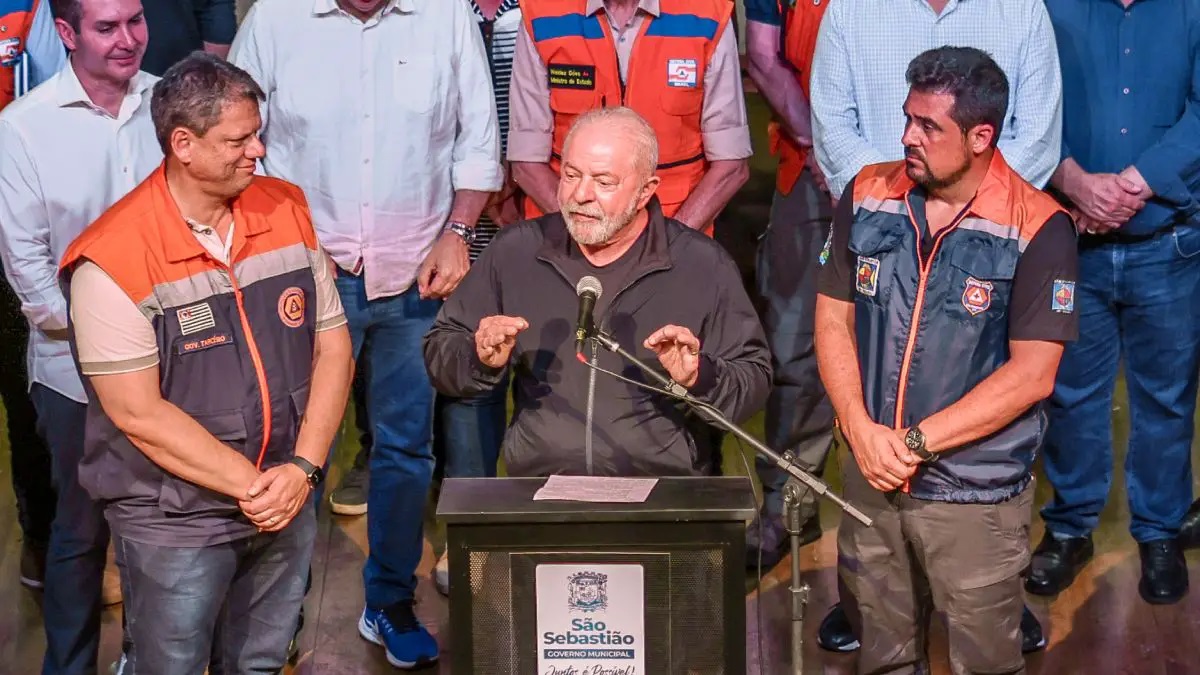 Do Caos à Lama A Política Brasileira Precisa Deixar De Matar Pobre