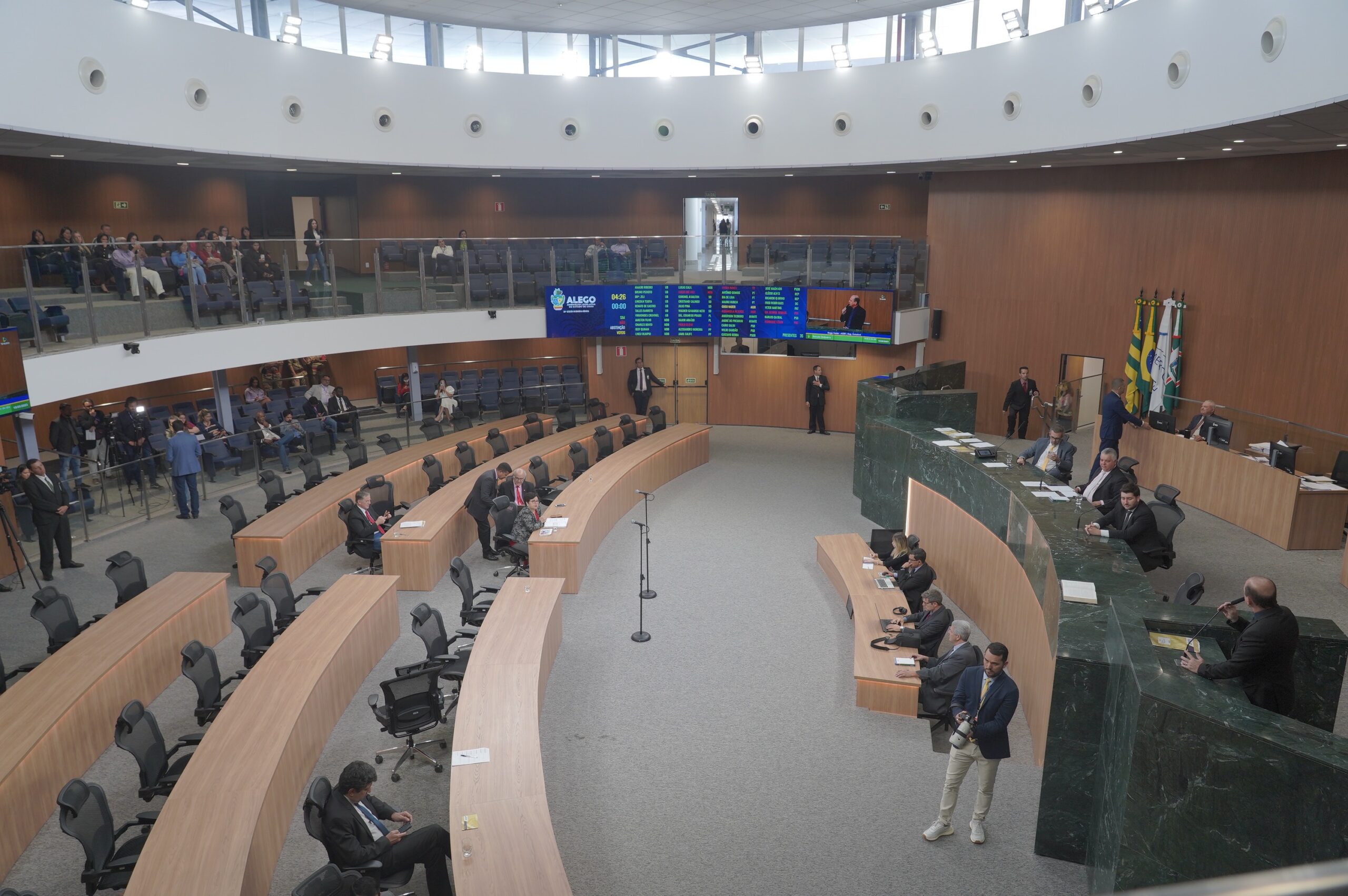 Deputados antecipam para 1º de junho a eleição de presidente e vice da ... Deputados antecipam para 1º de junho a eleição de presidente e vice da ...